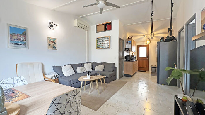 Maison à vendre - Carnoules - 3 pièces - 2 chambres