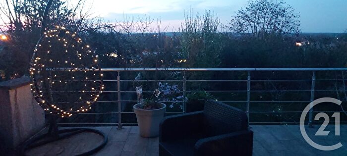 Maison à vendre - Beaumont-sur-Oise - 4 pièces - 3 chambres