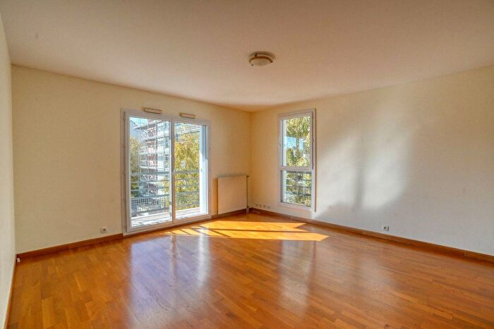 Villaroy, Guyancourt : Appartement 3 pièces à louer