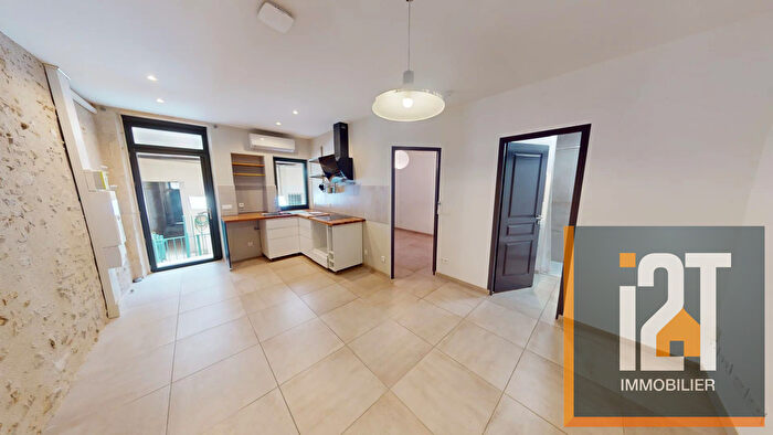 Appartement 2 pièces à louer - Nîmes, Placette