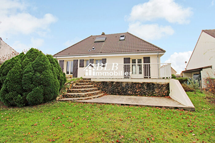 Maison à vendre - Rambouillet, Groussay, Providence, Gommerie, Vernes, Dreyfus - 4 pièces - 3 chambres