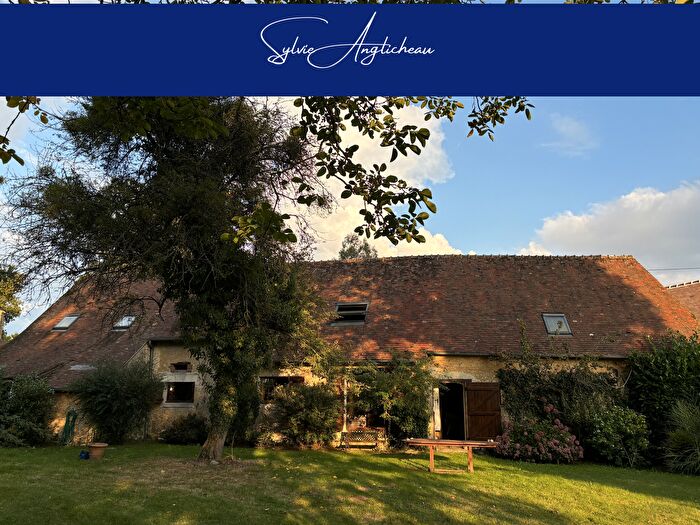 La Chapelle-Souëf : Maison 7 pièces à vendre