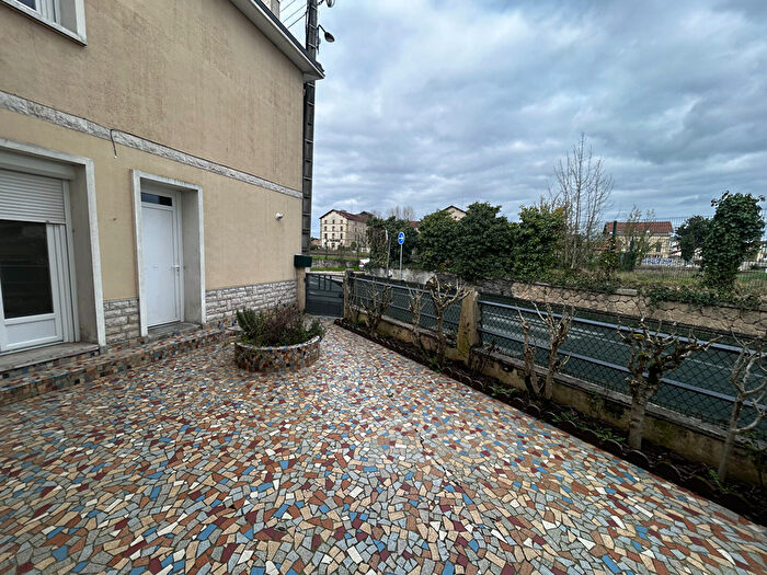 Maison à louer - Bergerac, Centre-ville - 5 pièces - 3 chambres