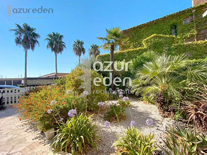 Appartement à vendre - Cannes, Pointe Croisette - 2 pièces - 1 chambre