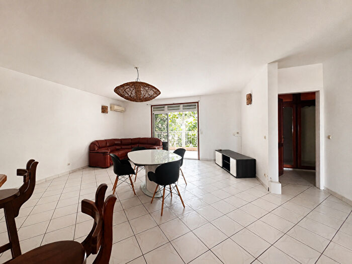 Baie-Mahault : Appartement 4 pièces à louer