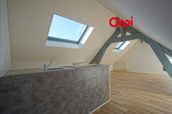 Appartement à louer - Cote de Rouen-Saint Michel-Croix Coquet, Bernay - 1 pièce