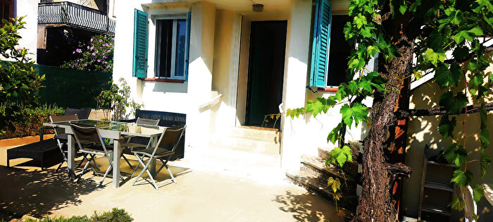 Appartement à vendre - Cagnes-sur-Mer, La Gare, Les Plans, Hippodrome - 4 pièces - 2 chambres