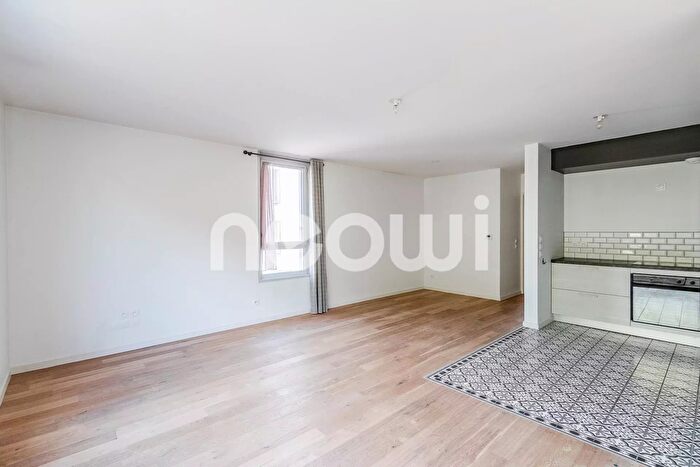 Appartement à vendre - Villefranche-sur-Saône, Centre-ville - 4 pièces - 3 chambres