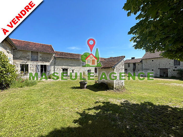 Maison à vendre - Sérigny - 2 chambres