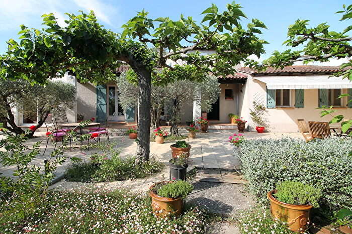 Maison à vendre - Nîmes, Castanet - 5 pièces - 4 chambres