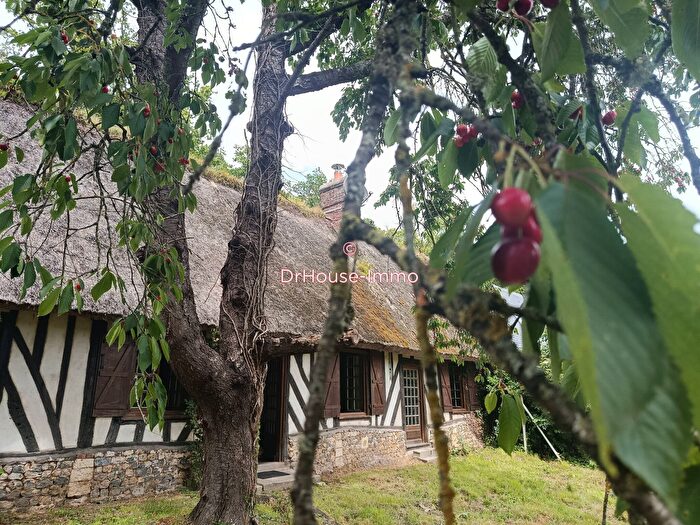 Maison 5 pièces à Livet-sur-Authou, à vendre