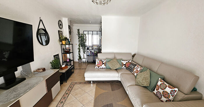 Appartement 4 pièces à Nice, Caucade, à vendre