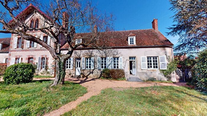 Maison à vendre - Cressanges - 9 pièces - 5 chambres