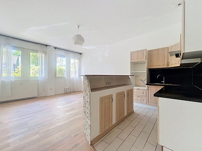 Appartement 3 pièces à Fontenay-aux-Roses, Pervenches, Val Content, à vendre