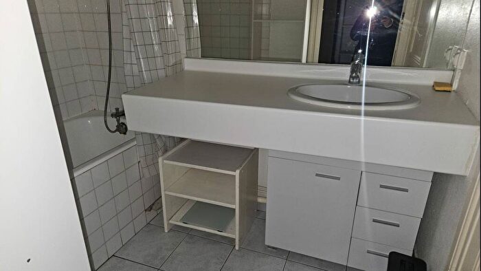 Appartement 1 pièce à Corbeil-Essonnes, Centre-ville, à louer