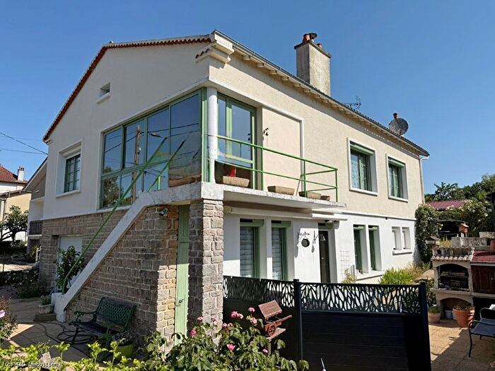 Maison 6 pièces à vendre - Civray