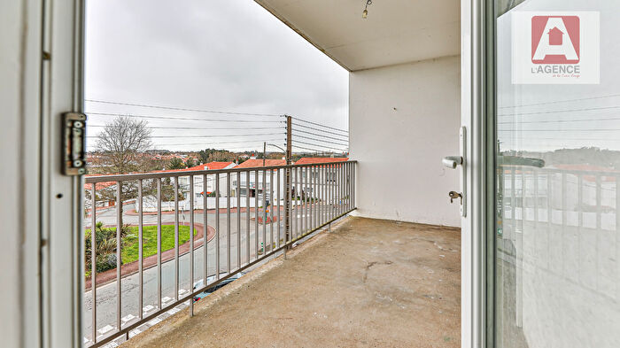 Appartement à louer - Saint-Gilles-Croix-de-Vie - 3 pièces - 2 chambres