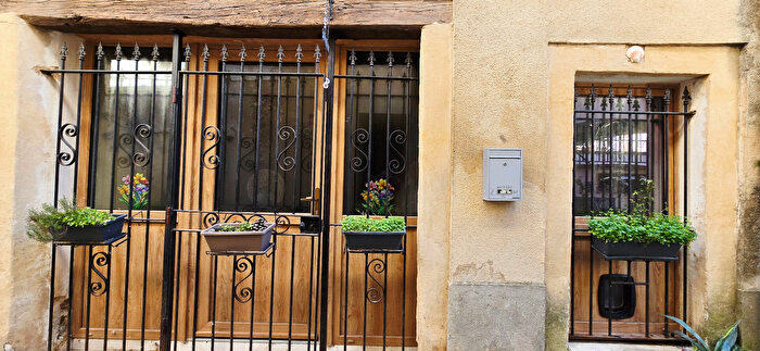 Maison à vendre - Bagnols-sur-Cèze, Centre-ville - 3 pièces - 1 chambre