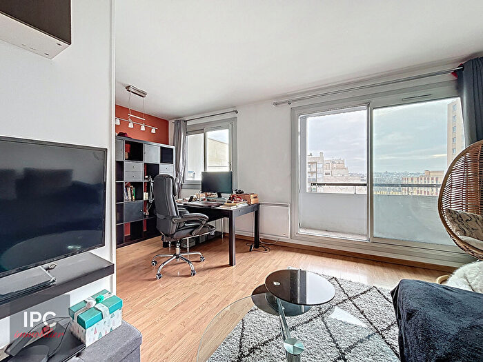 Appartement à vendre - Clichy, République, Victor Hugo - 2 pièces - 1 chambre