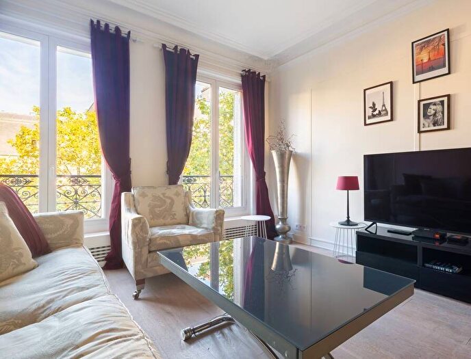 Appartement 4 pièces à louer à Gros Caillou, Paris 7ème arrondissement