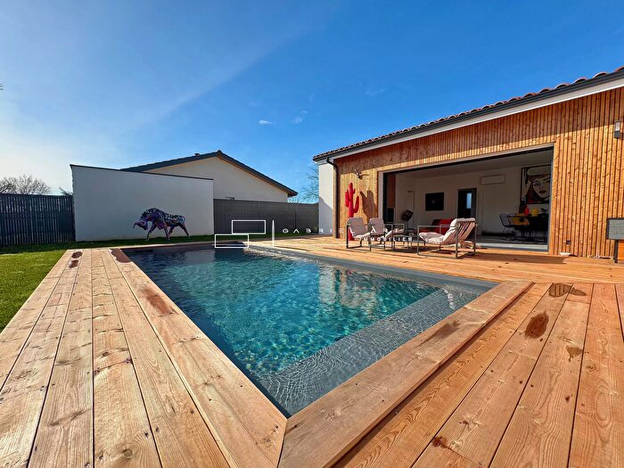 Maison à vendre - Tosse - 5 pièces - 4 chambres