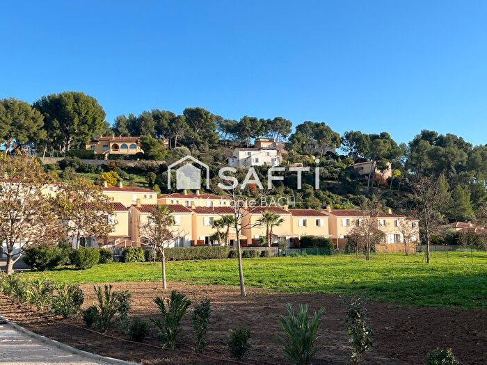 Maison à vendre - La Ciotat, Saint-Hermentaire, Les Séveriers, La Salle - 5 pièces - 4 chambres