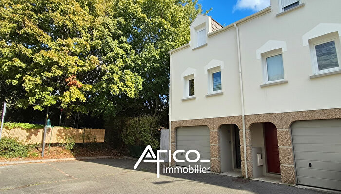 Maison 5 pièces à Tours, Montjoyeux, à vendre