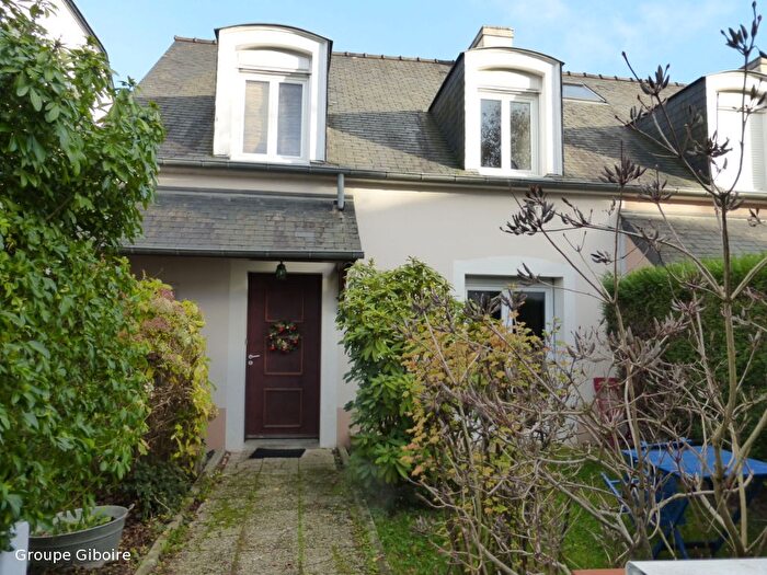 Maison à louer - Quartiers Sud-Est, Francisco Ferrer - 5 pièces - 3 chambres