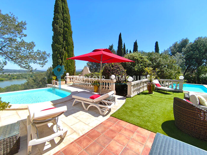 Maison à vendre - Beaucaire, Ugernum - 8 pièces - 5 chambres