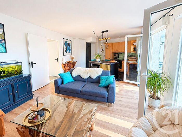 Fleury-les-Aubrais, Centre-ville, Lamballe - Appartement 2 pièces à louer