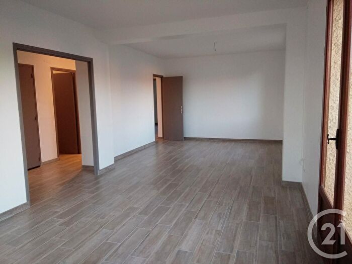Appartement 3 pièces à louer - Caux