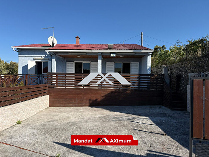 Maison à vendre - Le Tampon, Plaine des Cafres, Vingt-Troisième - 6 pièces - 5 chambres