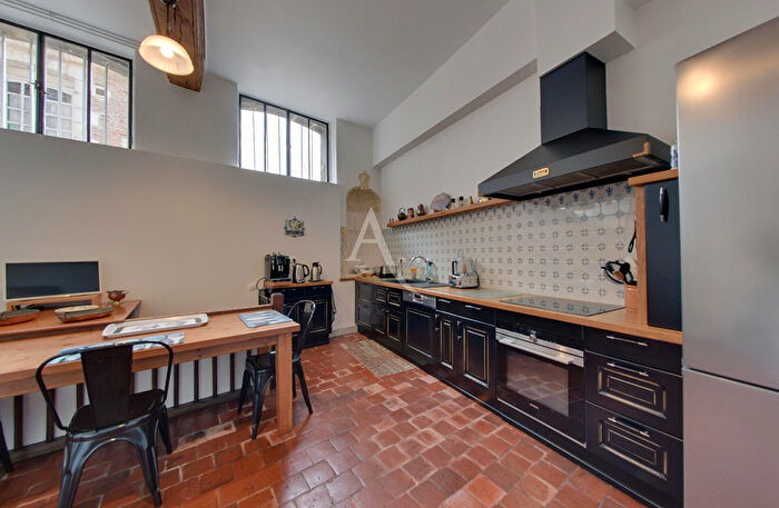 Maison à vendre - Auxerre, Centre-ville - 12 pièces - 6 chambres