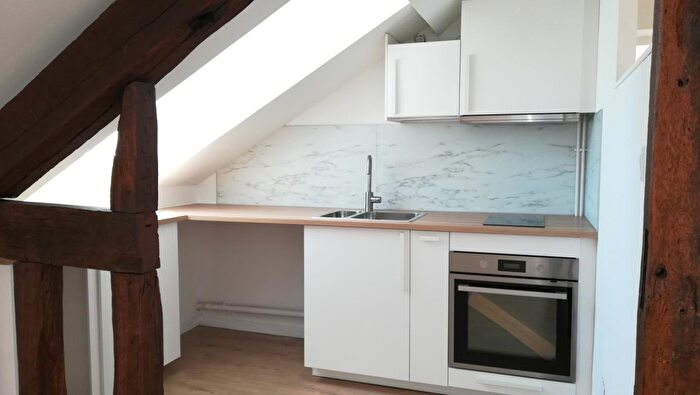 Appartement à louer - Elbeuf - 2 pièces - 1 chambre