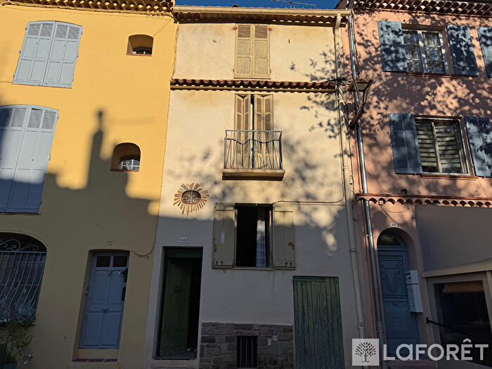 Maison à vendre - Fréjus, Centre-ville - 5 pièces - 3 chambres