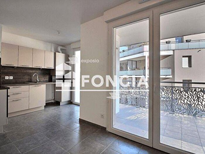 Appartement 2 pièces à louer à Zone Activité, Meylan