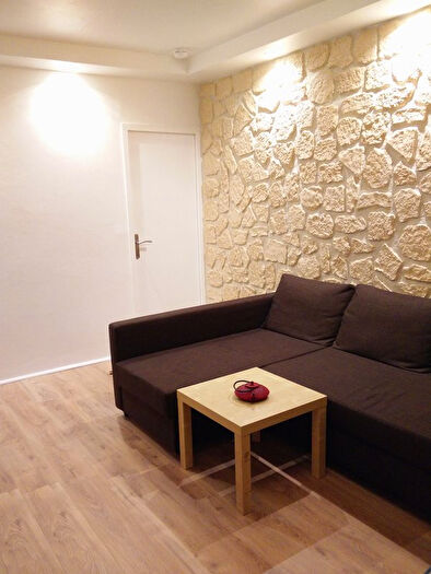 Appartement à louer - Versailles, Porchefontaine - 3 pièces - 2 chambres