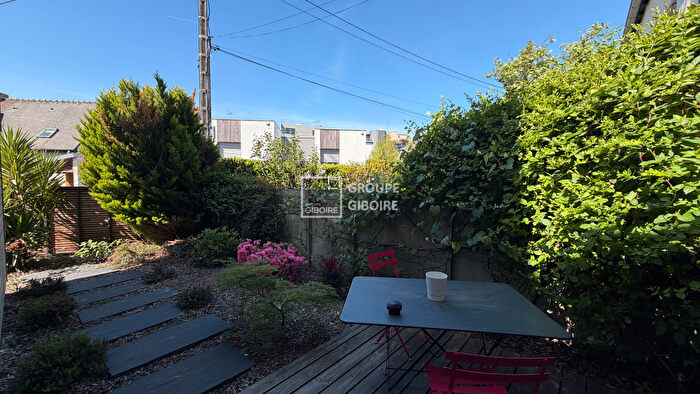 Maison à vendre - Quartiers Nord-Est, Jeanne dArc - 6 pièces - 4 chambres