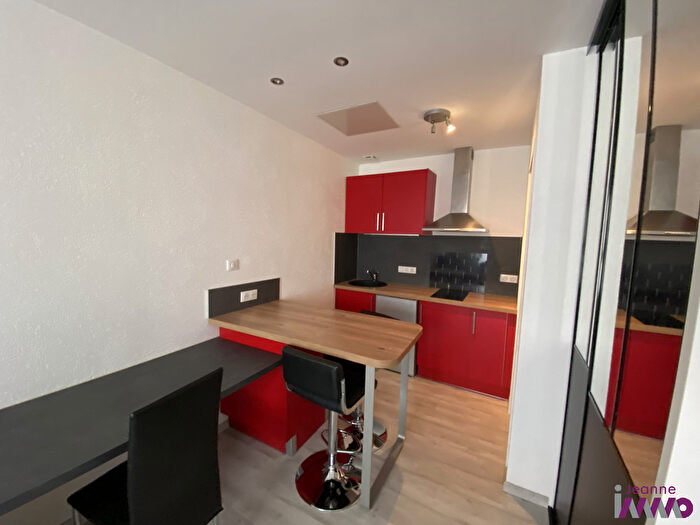 Appartement à louer - Belfort, Centre-ville, Fb de Montbéliard - 1 pièce
