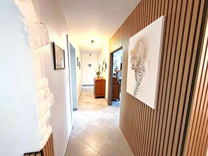 Maison à vendre - Piennes - 8 pièces - 4 chambres