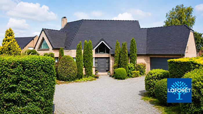 Saultain : Maison 7 pièces à vendre
