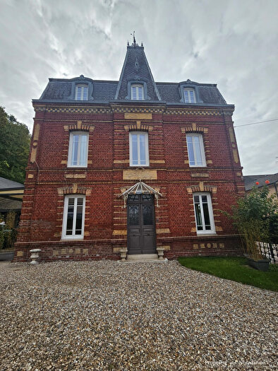Maison 9 pièces à Pont-Audemer, à vendre