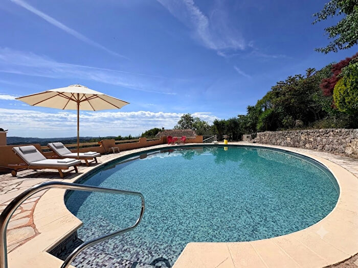 Maison 7 pièces à Grasse, Saint-Jacques, à vendre
