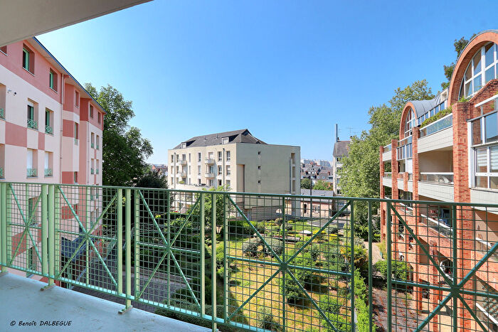 Appartement 3 pièces à Quartiers Sud-Ouest, Sacrés Coeurs, à vendre