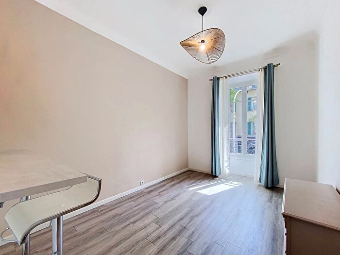 Appartement à louer - Nice, Cessole - 2 pièces - 1 chambre