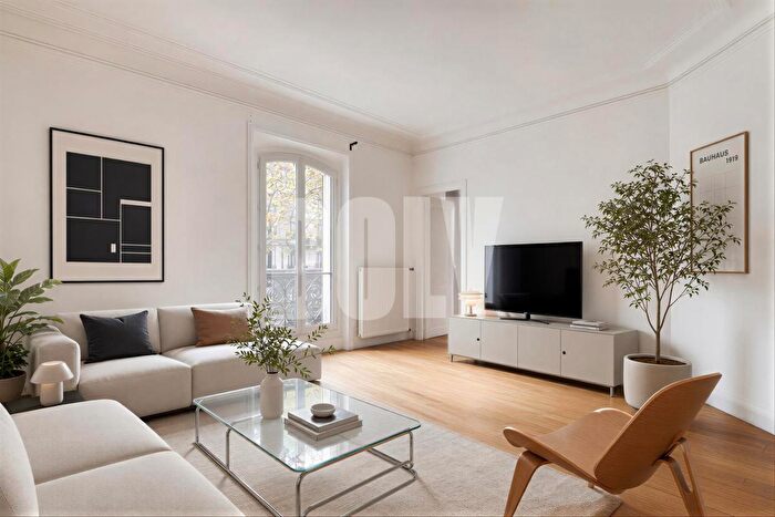 Paris 18ème, Simplon, Poissonniers : Appartement 4 pièces à vendre