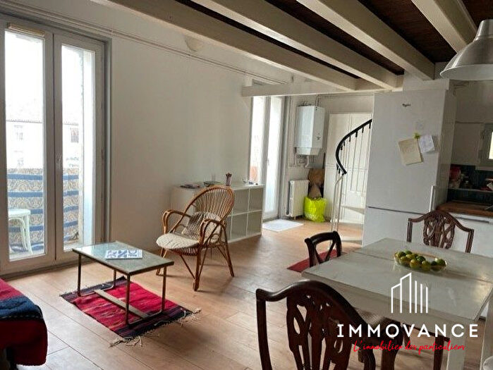 Appartement à louer - Montpellier, Gares - 3 pièces - 2 chambres
