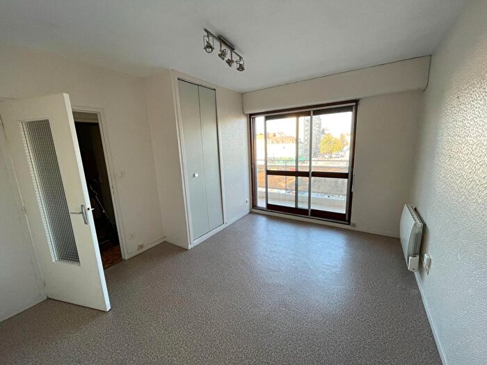 Chalon-sur-Saône : Appartement 1 pièce à louer