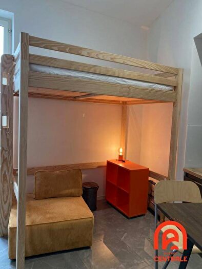 Appartement à louer - Sans Souci-Dauphiné, Lyon ème arrondissement - 1 pièce