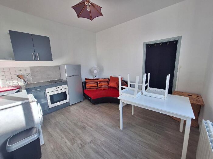 Appartement à louer - Cognac, Centre-ville, Gare - 2 pièces - 1 chambre